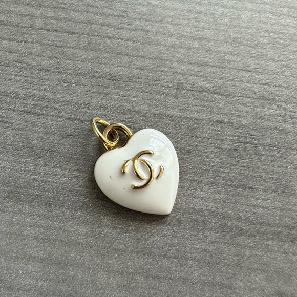 CHANEL | Jewelry | Chanel Gold Enamel Heart Zipper Pull Pendent In ...